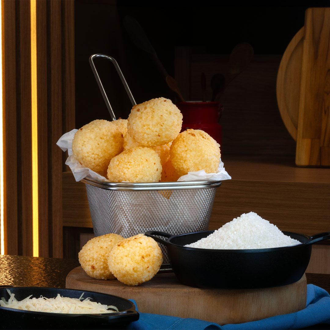 RECEITA: Bolinha de Queijo com Tapioca - Grupo PQ Alimentos